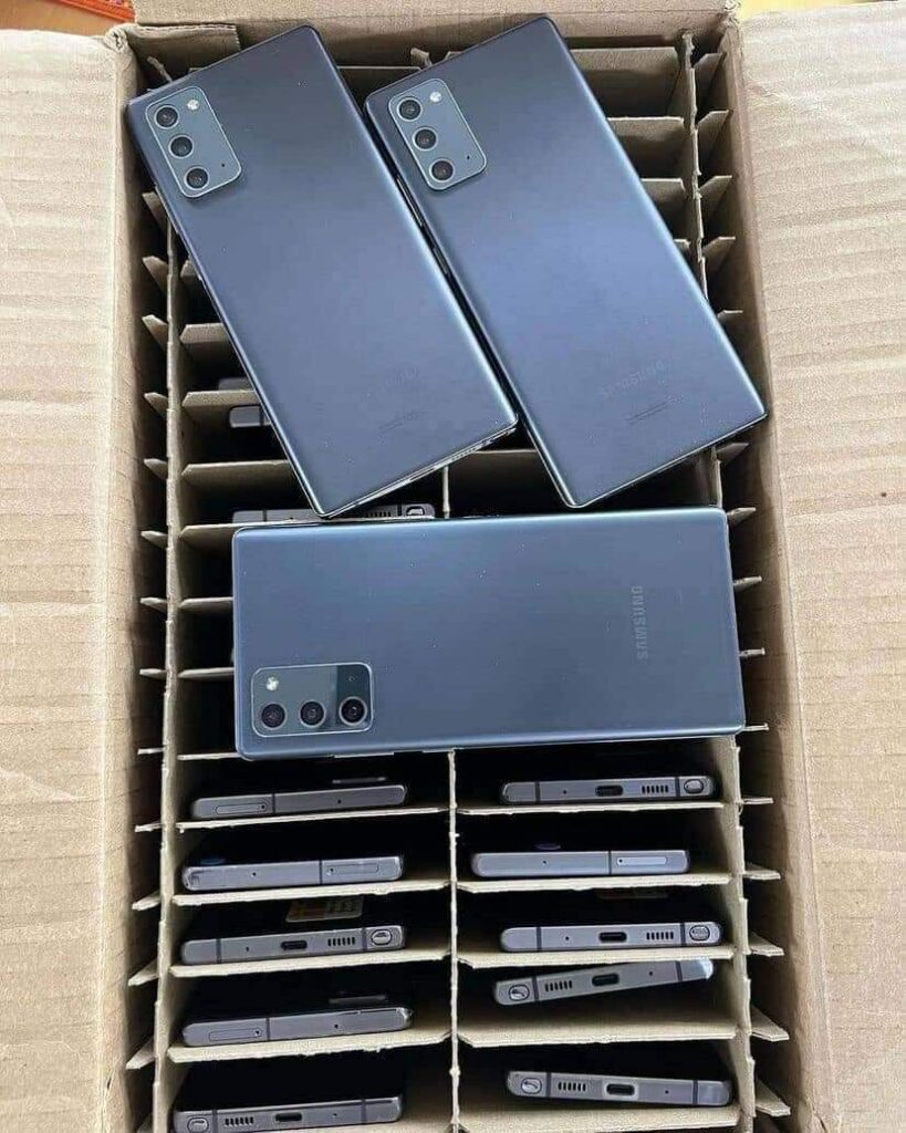 iPhones & Phones & accessories « Vaal Enterprise Liquidation Pallets PLC