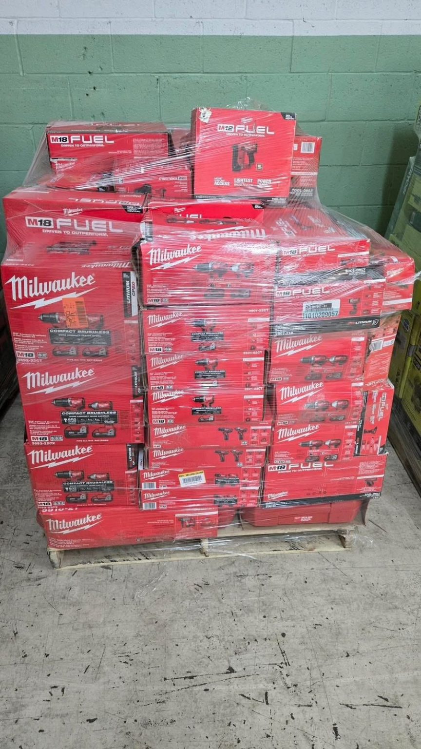 Milwaukee Tools Liquidation Pallet « Vaal Enterprise Liquidation ...